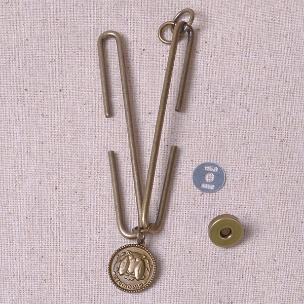 Slide Clasp Closure - A Threaded Needle