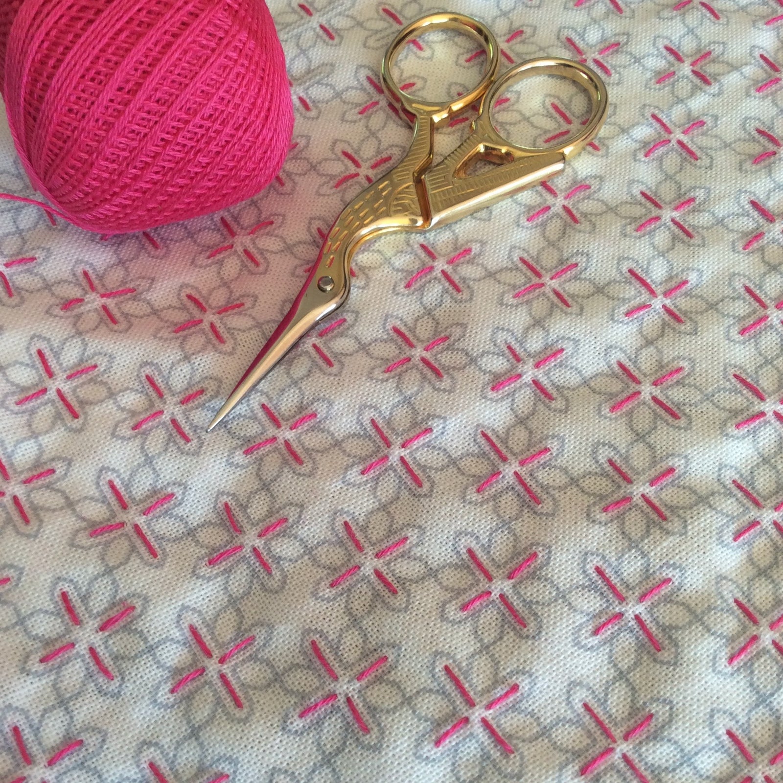 Hitomezashi (One Stitch Sashiko) - A Threaded Needle